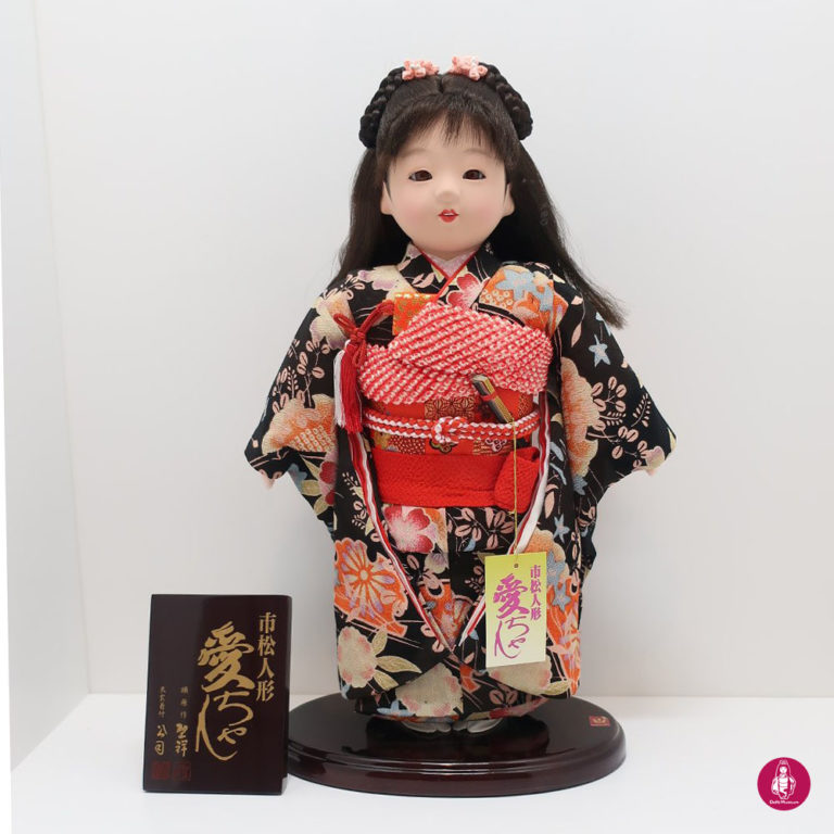 Japanese traditional Ichimatsu doll Standing - Dolls Museum Shop